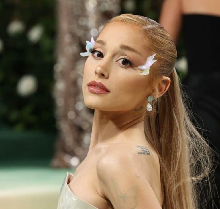 Top 10 Biggest Artists in the World Right Now (2025 List)